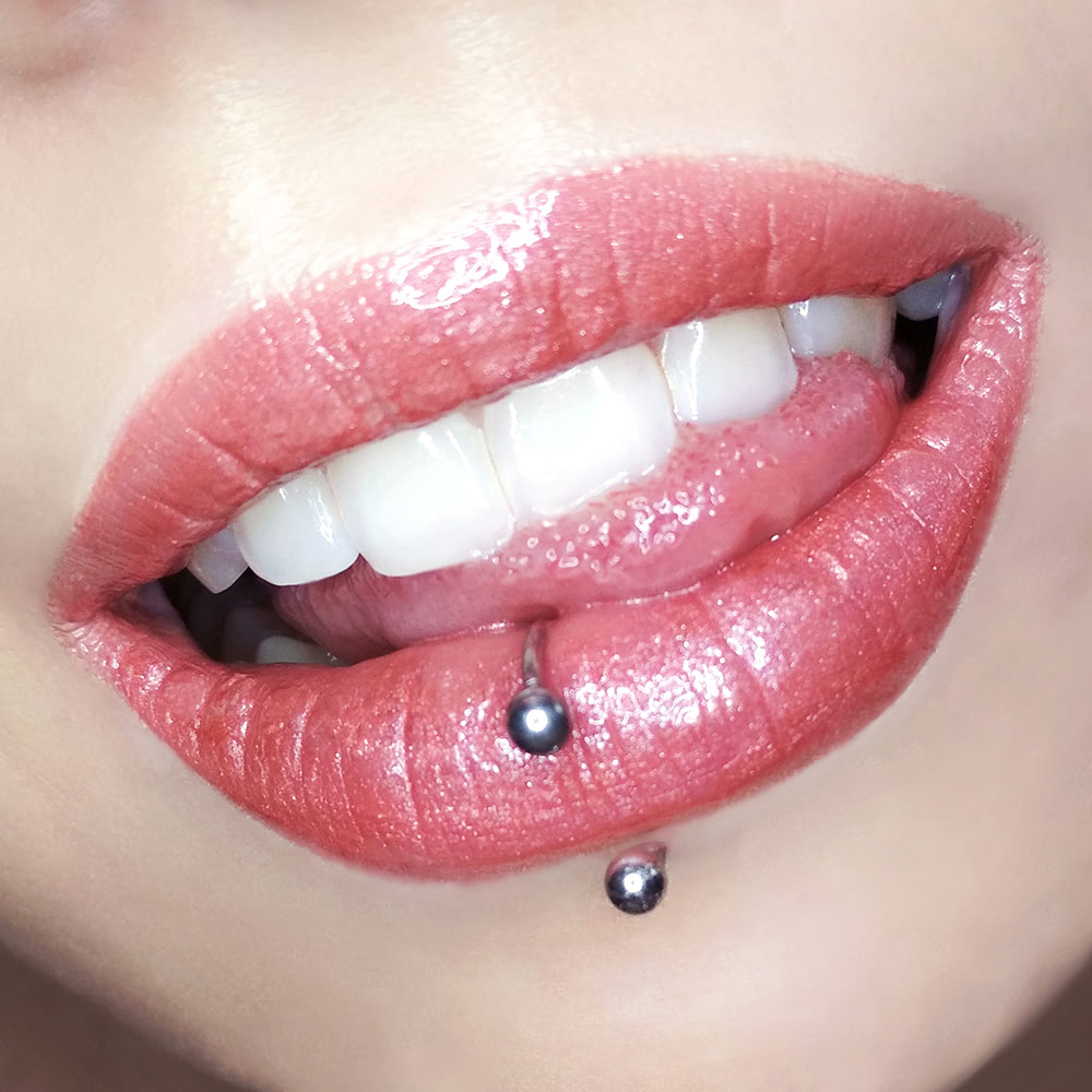 Piercing Bouche à Lannion - Blood and blade